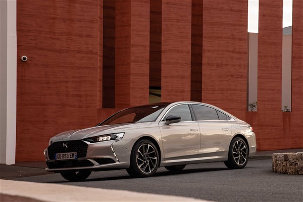 Yeni DS 9 Opera E-Tense 250 Türkiye’de - Hibya Haber Ajansı