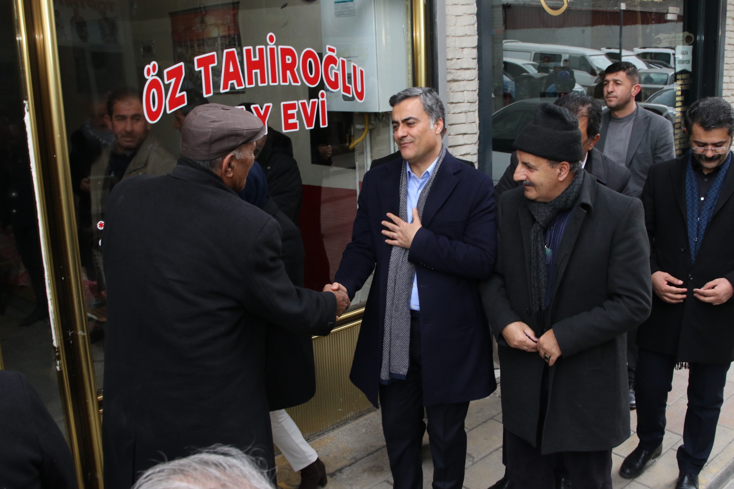 Eşbaşkan Şedal ve Zeydan esnafın sorunlarını dinledi - Hibya Haber Ajansı